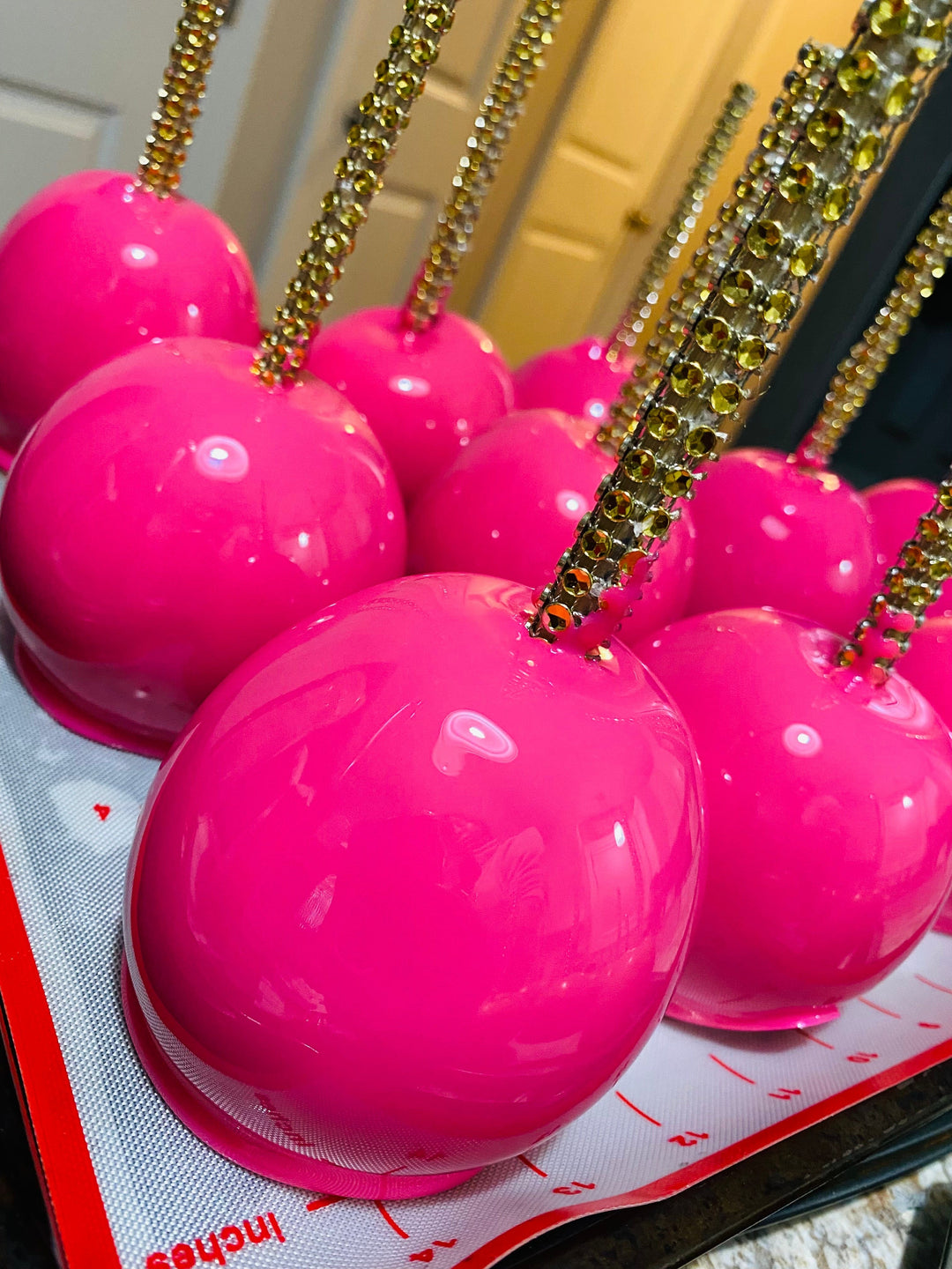 Hot pink Candy Apples Sophies Apples